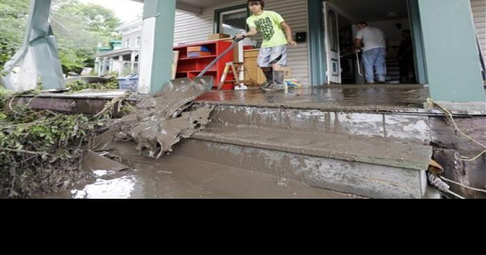 Cuomo tours Mohawk Valley flood damage, issues disaster declaration for ...