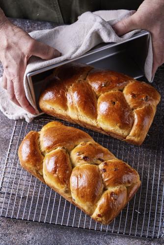 Food-MilkStreet-Olive Oil Challah with Golden Raisins