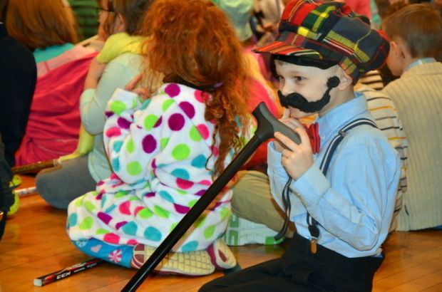 Waterman Primary School students, teachers celebrate 100 days of school