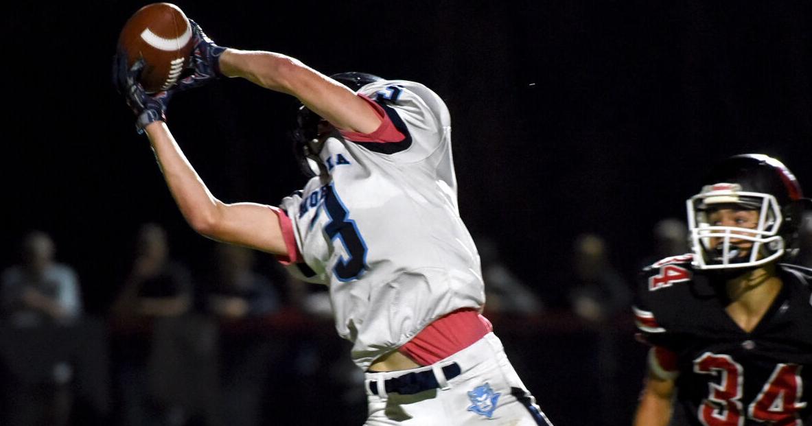 Moravia football blasts Groton in meeting of state-ranked 8-man teams