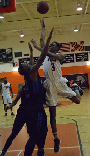 Mavericks ground Bluebirds in boys basketball | Sports | avenuenews.com