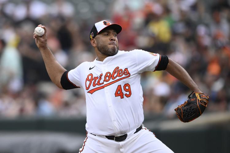 Orioles journeyman Albert Suárez has held the opposition scoreless in 8 ...
