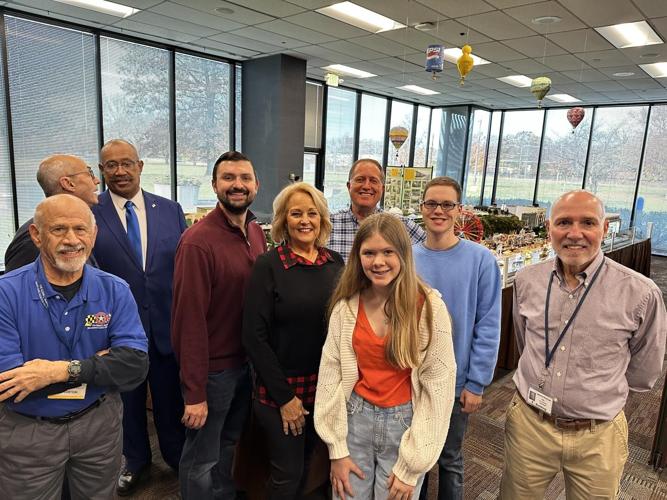 Nawrocki, Szeliga share holiday reflections | Holiday | avenuenews.com