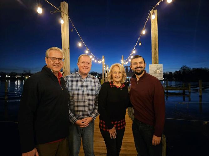 Nawrocki, Szeliga share holiday reflections | Holiday | avenuenews.com