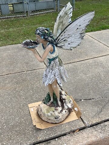 Local art students revive a decaying statue | Local Folks | avenuenews.com