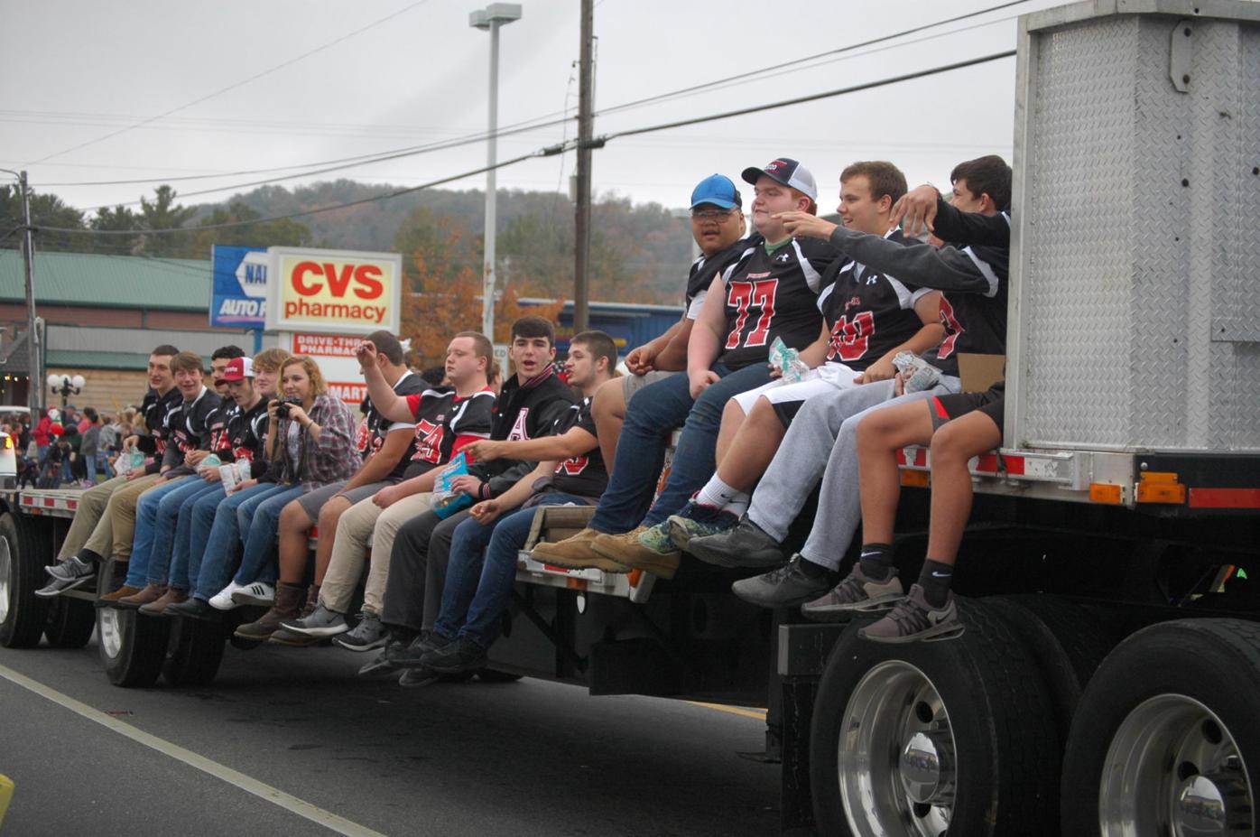 Scenes from the 2019 Avery Homecoming Parade | Community | averyjournal.com