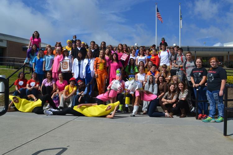 Spirit Week 2015 | Sports | averyjournal.com