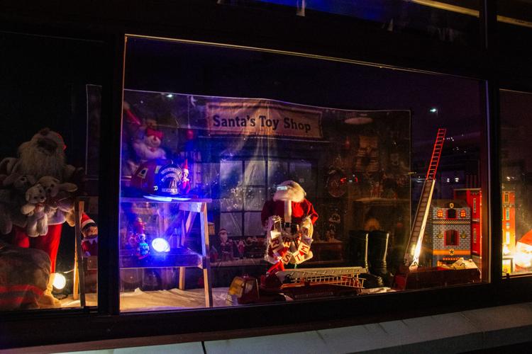 Banner Elk Elementary says thanks through window displays | Community ...