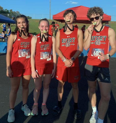 Cross country teams race in Rutherfordton | Sports | averyjournal.com