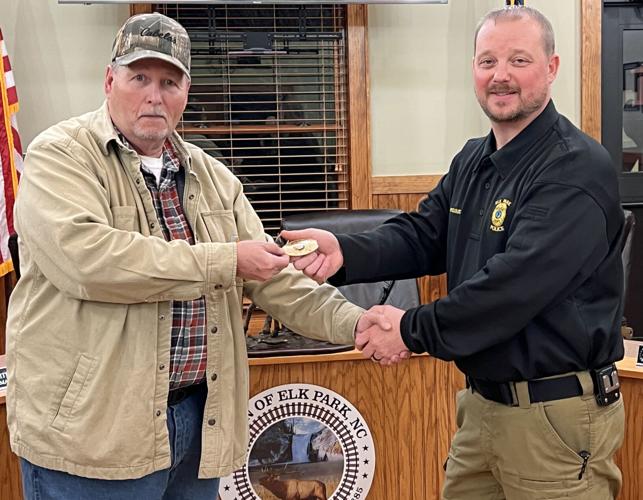 Retiring Elk Park Police Chief Ellenburg honored by Aldermen ...