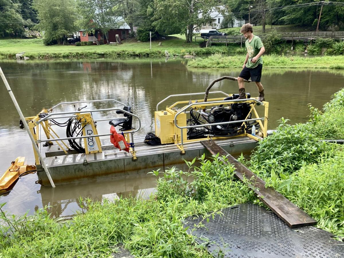 Dredging at Mill Pond continues | Community | averyjournal.com