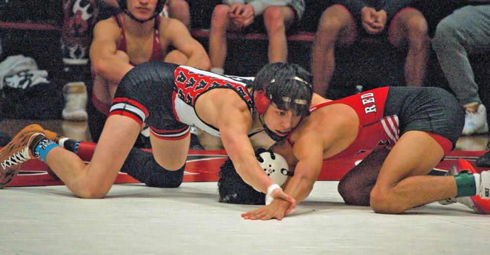 Avery Wrestling competes at trio of events | Sports | averyjournal.com