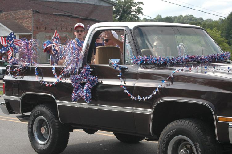 Elk Park celebrates in style with Independence Day parade, park ...