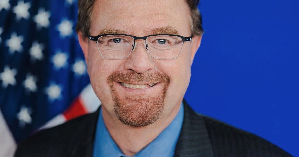 Congressman Chuck Edwards announces bid for reelection | Government ...