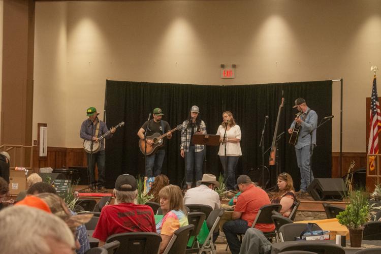 Daniel Boone Bear Club hosts annual Spring Benefit | Community ...
