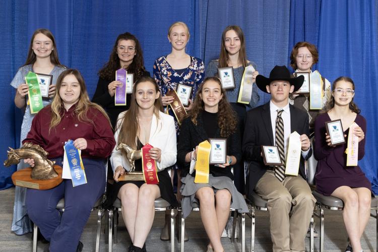 Chloe Oaks competes in National Horse Bowl | Community | averyjournal.com