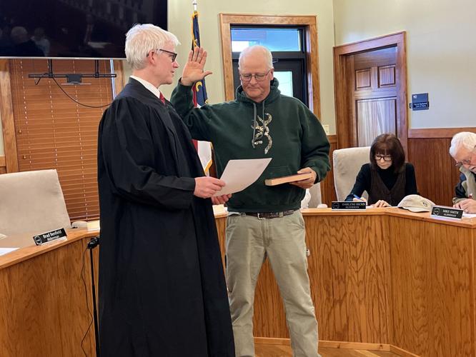 New Elk Park mayor, town council sworn in at special meeting ...