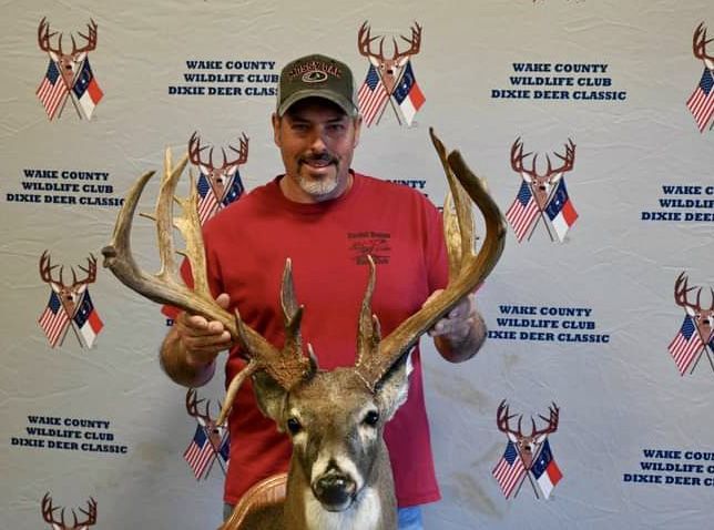 Avery buck garners two awards at Dixie Deer Classic | Avery ...