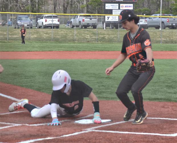 Vikings Baseball tames Tigers for pair of wins | Sports | averyjournal.com