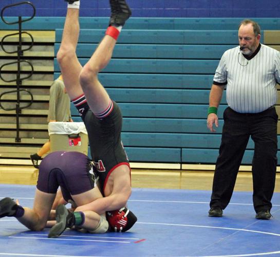 Avery Wrestling boasts eight WHC champions, team title | Sports ...