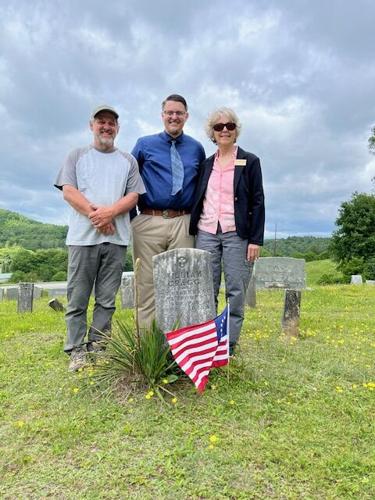 Celebratory grave marking for William Gragg Jr. August 10 | Community ...