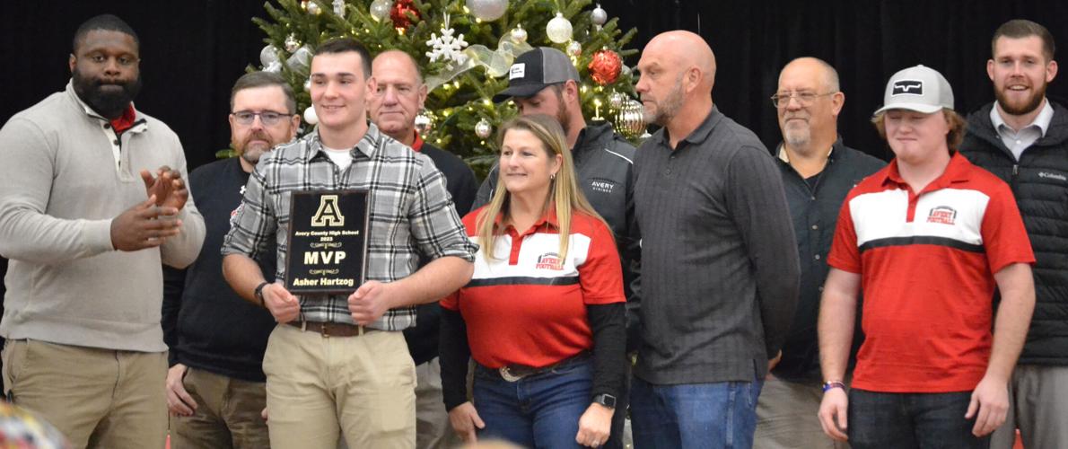 Avery Football celebrates 2023 season with awards ceremony | Sports ...