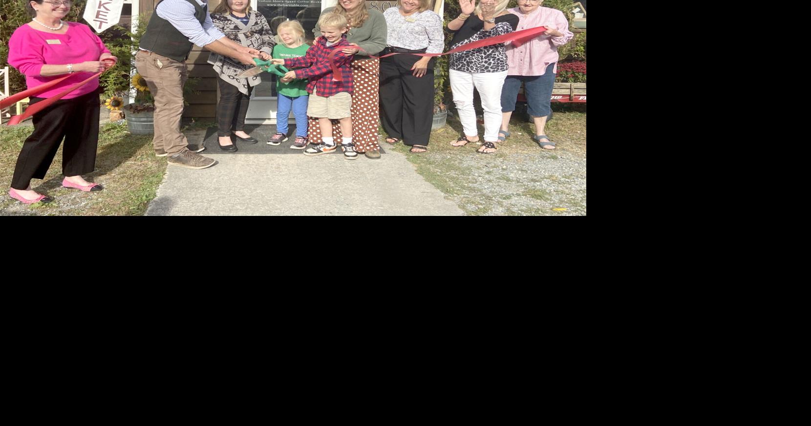 Avery Chamber hosts ribbon cutting at Liar’s Table | Community ...