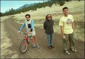 Locals form group to rescue Elks Lodge trail | | azdailysun.com