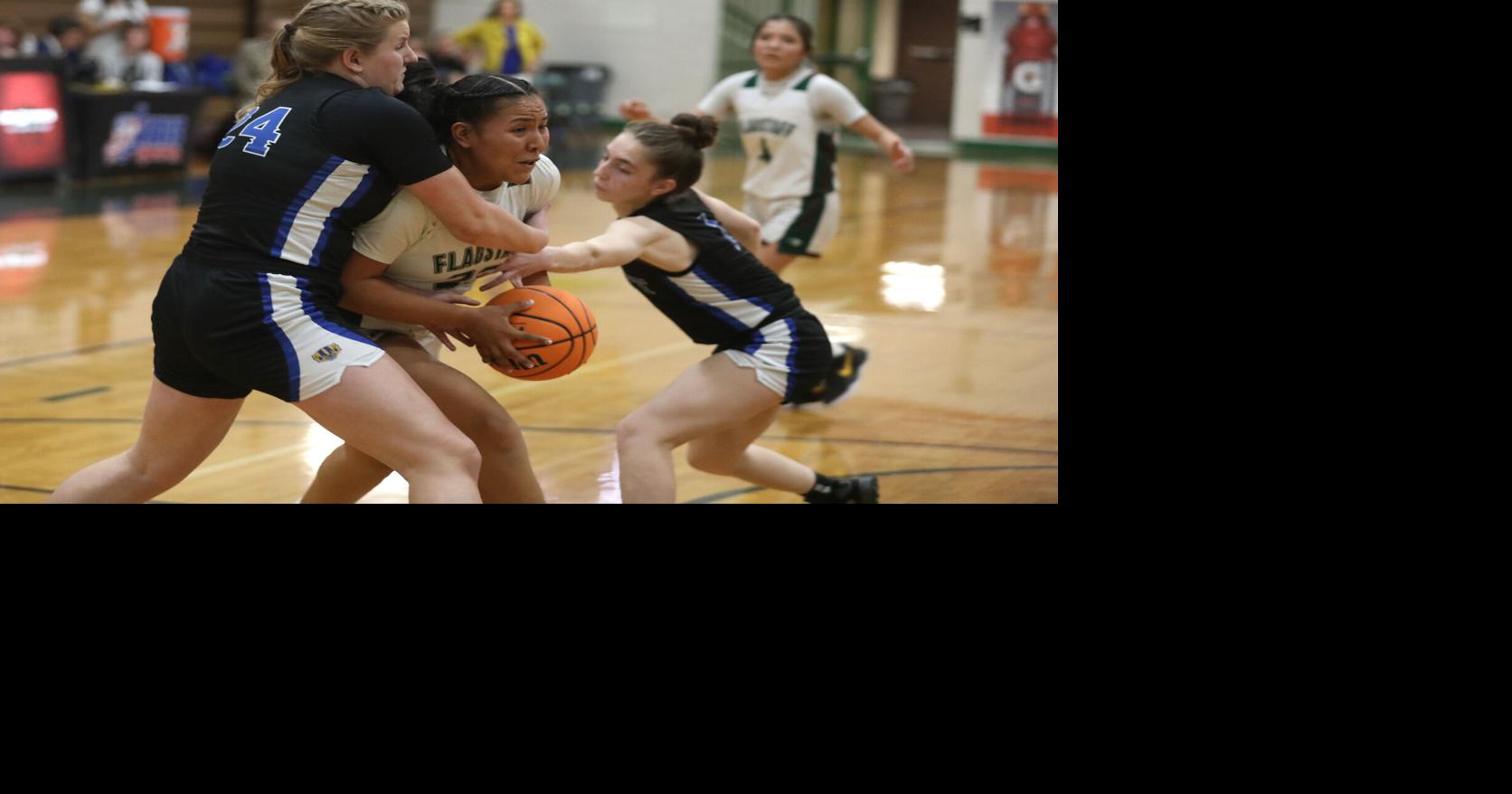 Flagstaff Eagles outlast Prescott Badgers to advance to semifinals ...