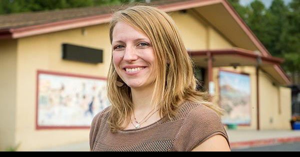 Puente de Hózhó’s Jillian Hernandez named AEF Teacher of the Year ...