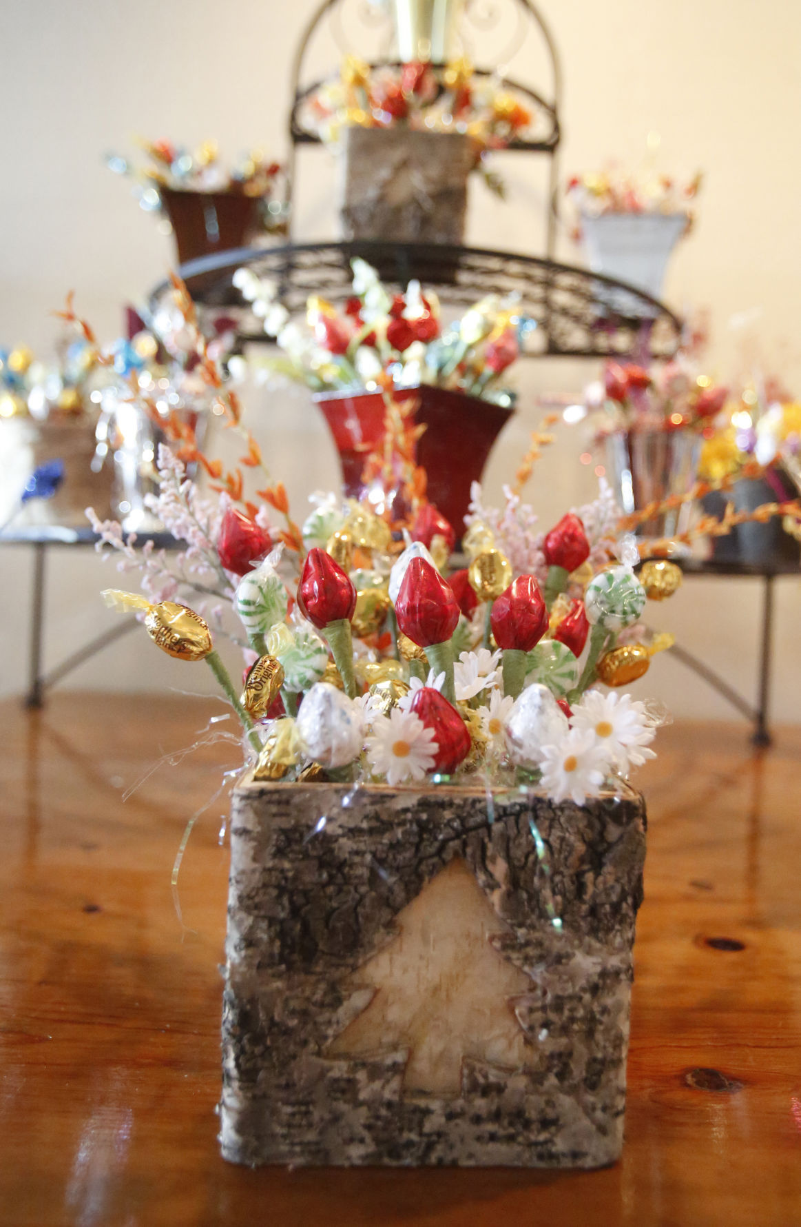 Sweetie Blooms: Candy and roses | Local | azdailysun.com