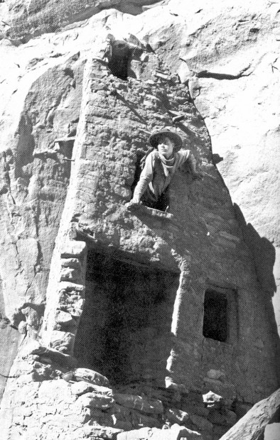 Tracking the 'Vagabond' | Books and Literature | azdailysun.com