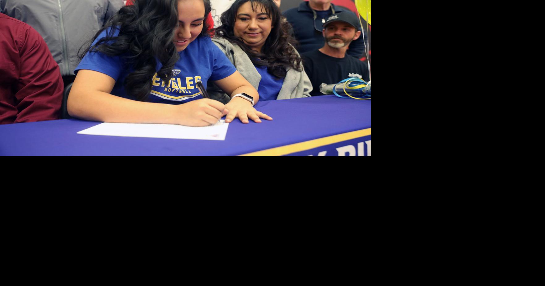 Coconino's Ashlyn Hernandez signs to play softball with Embry–Riddle ...