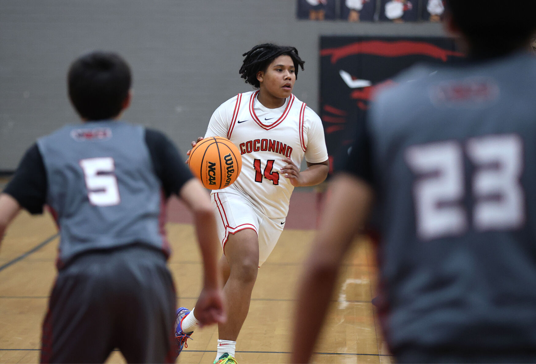 Coconino boys basketball thrashes Lee Williams in region home opener ...