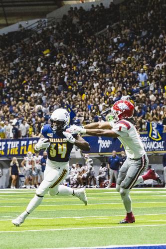 Lumberjacks survive late Trailblazers surge in home opener, 38-31 ...