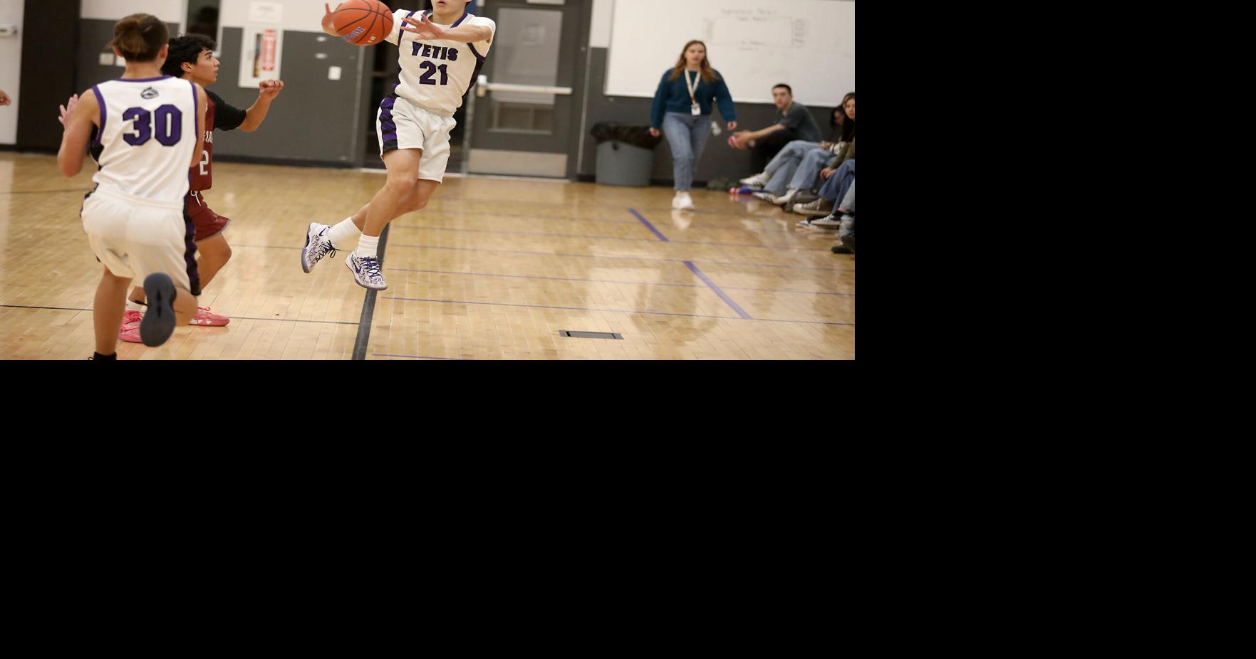 Gallery: Yetis top Lobos as season winds down | | azdailysun.com