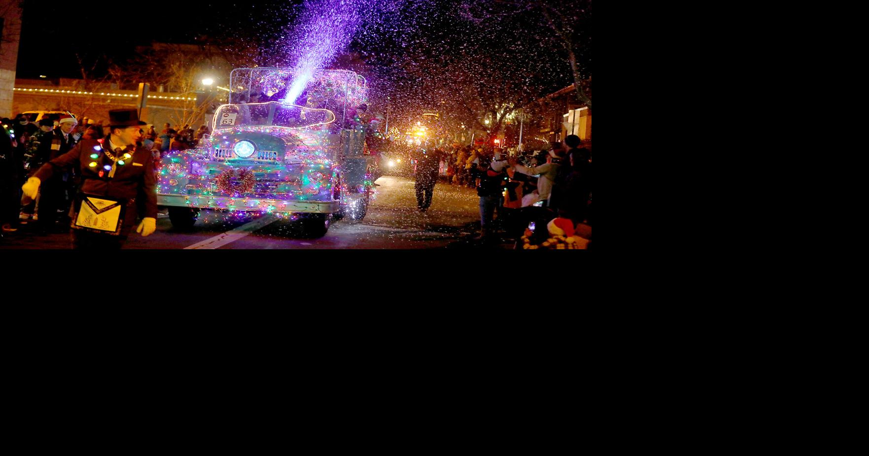 Gallery: Flagstaff Holiday Parade of Lights | Local News | azdailysun.com