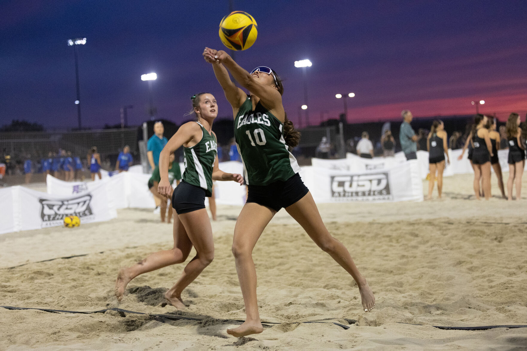 Flagstaff beach volleyball wins state championship over Gilbert ...