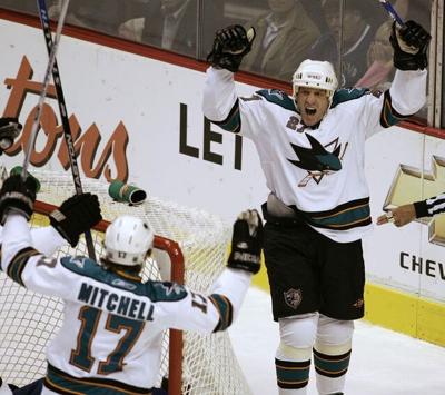 Roenick, six others enter Hockey Hall of Fame | | azdailysun.com