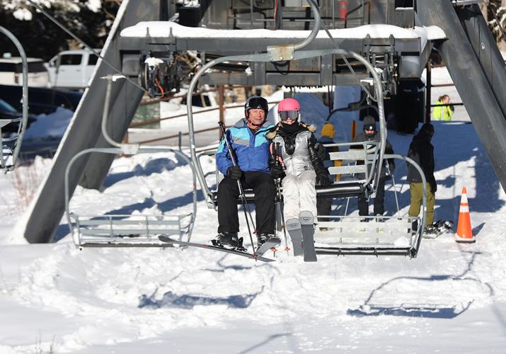 Love at first flight: Valentine’s Day speed dating event transforms ...