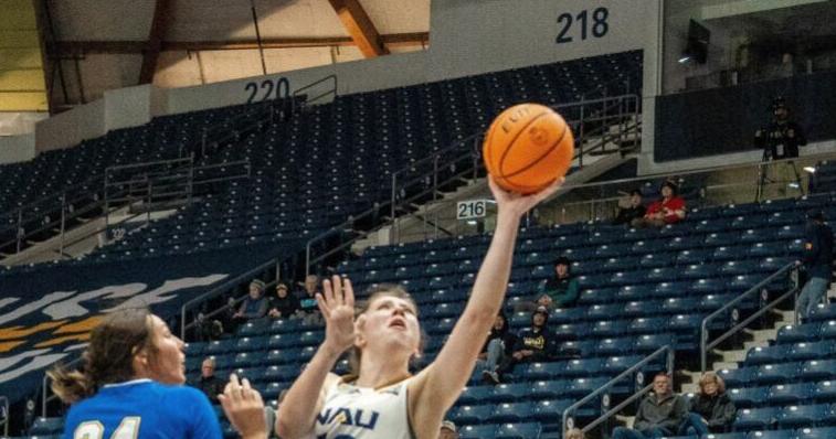 NAU ROUNDUP: Swimming and diving goes 1-1 in Tucson | Local Sports ...