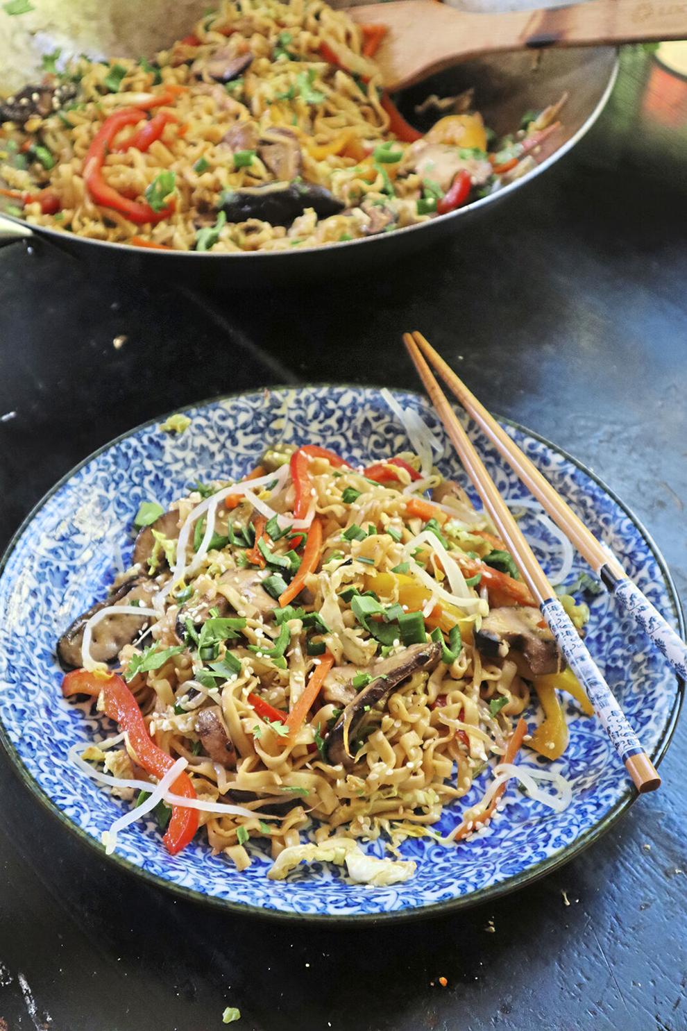Mushroom chow mein is full of umami flavor | Food | azdailysun.com