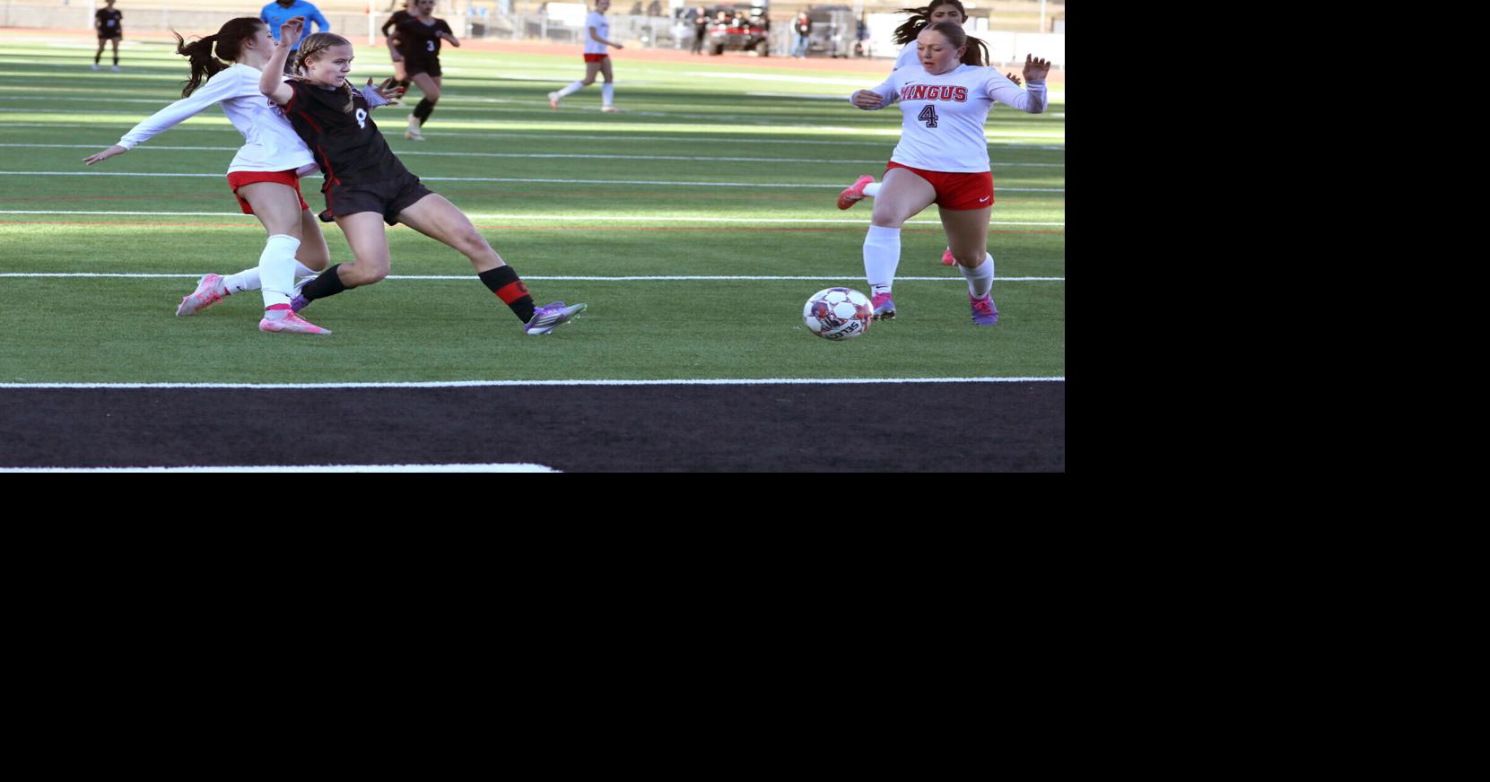 Coconino girls soccer sets sail to top of region in win over unbeaten ...