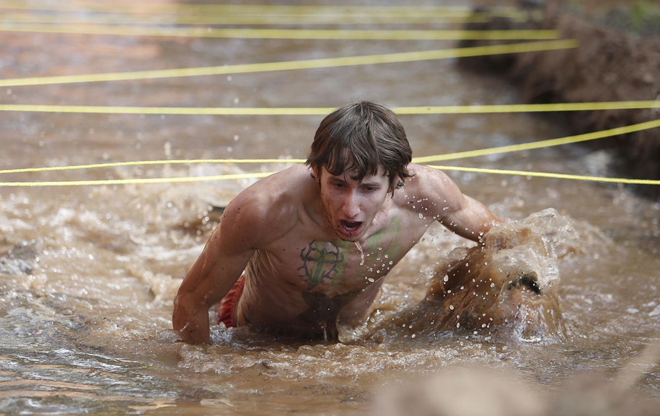 Terrain Racing Mud Run Obstacle Race