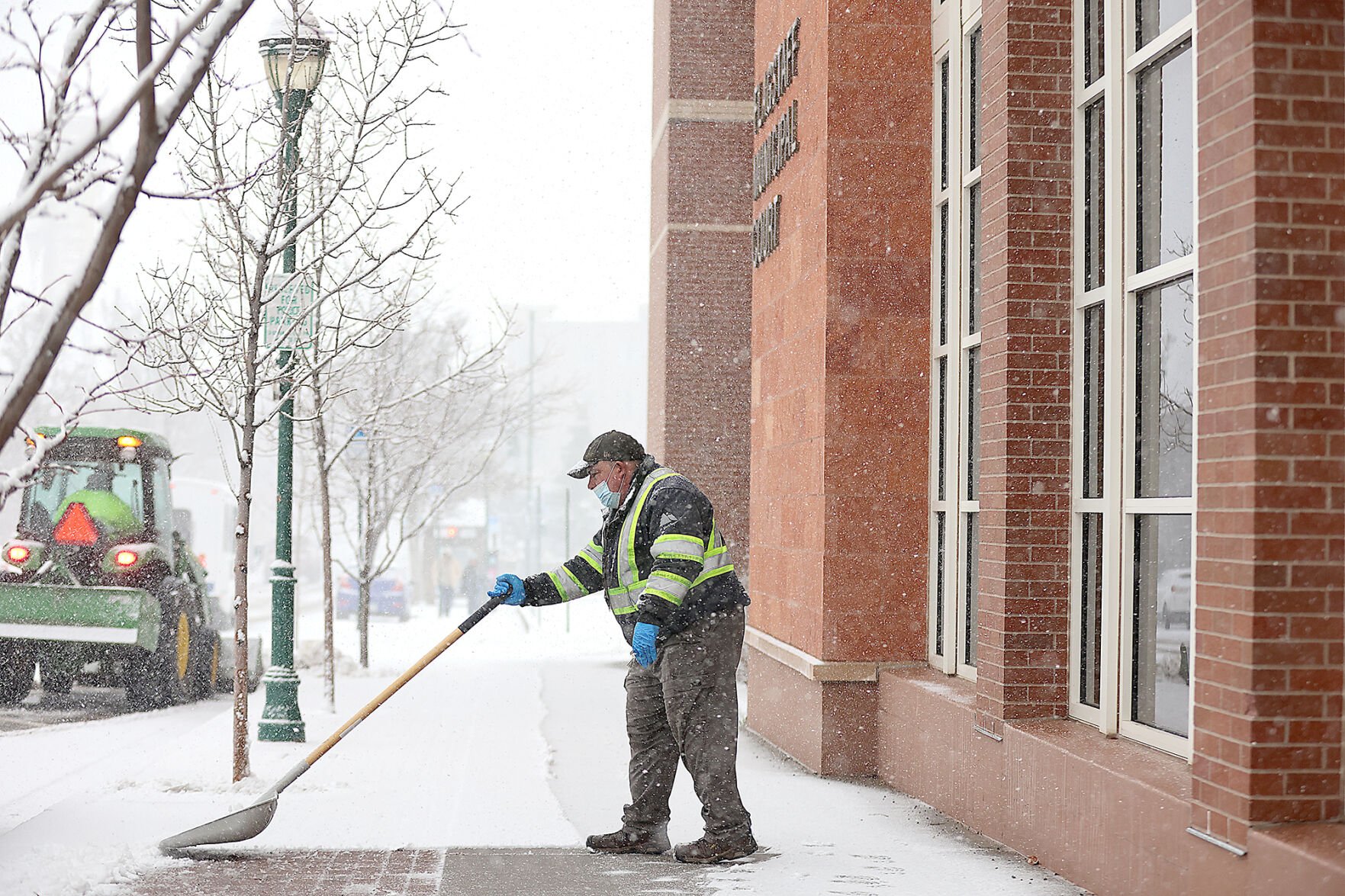Gallery: Flagstaff weathers 1st significant snowstorm of 2026 | Local ...