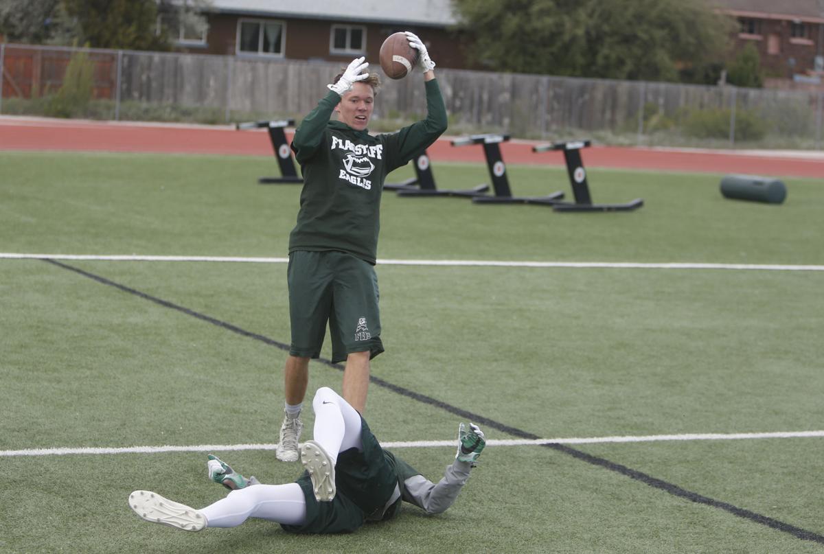 Youth leading the way to fill Flagstaff QB job | Local | azdailysun.com