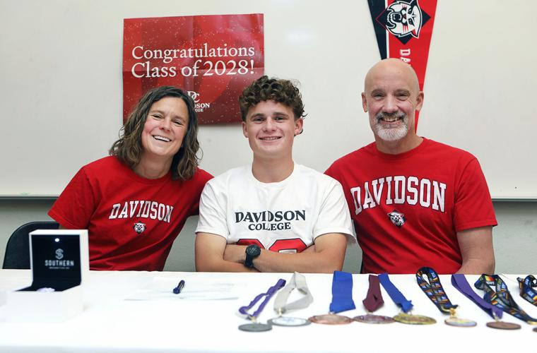 NPA senior Flugstad signs to Davidson track and field, cross country ...