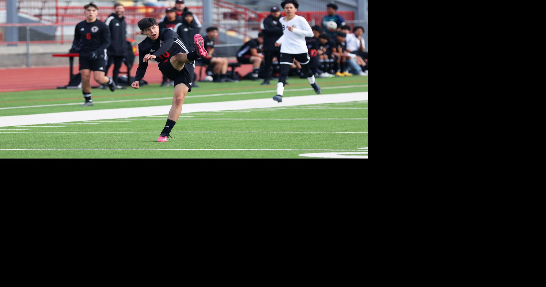 Gallery: CHS vs Cortez Boys Soccer Game | | azdailysun.com