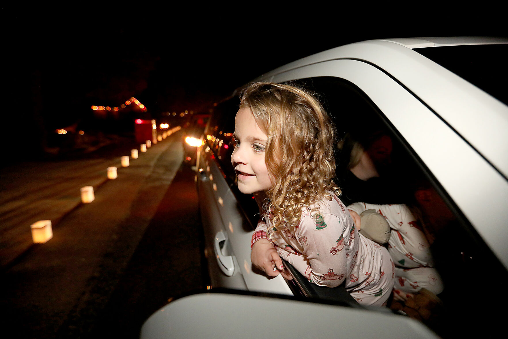 Gallery: Guided by the light of the annual luminaria display in ...