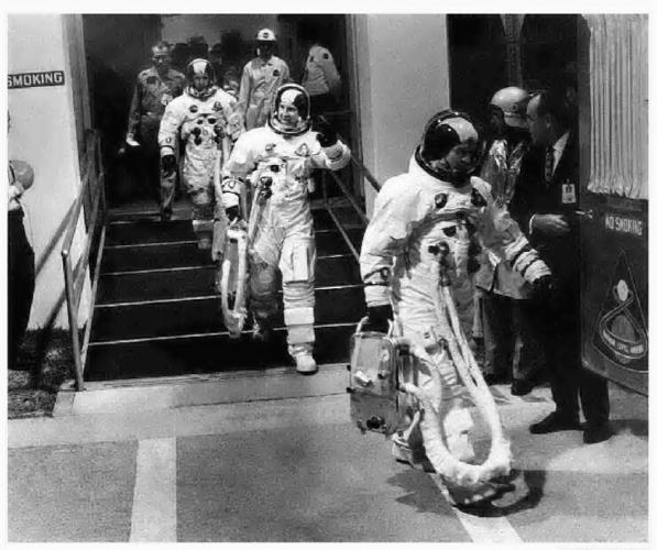 Astronaut Frank Borman dead at age 95 | | azdailysun.com